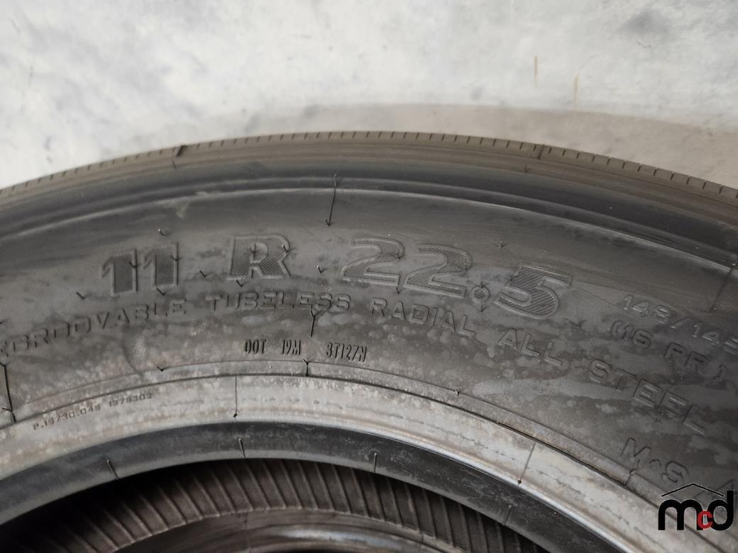 (8) Pirelli FR25 Tires (11R22.5)